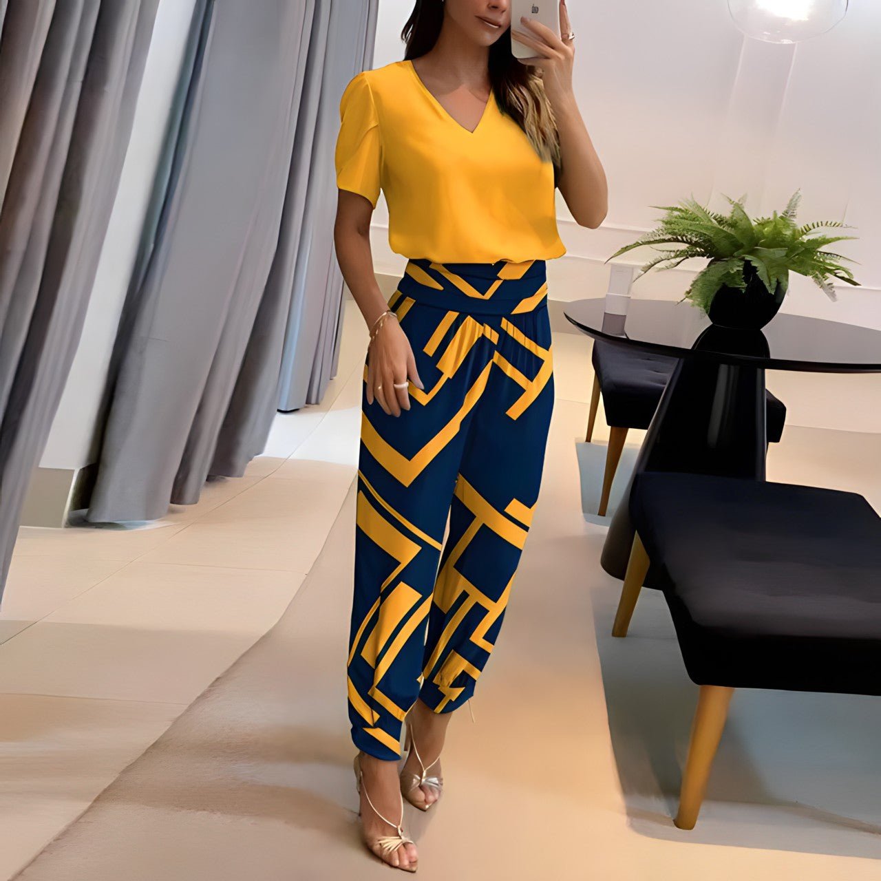 Daphne - Stylish Trendy Set – Ellis and Porter